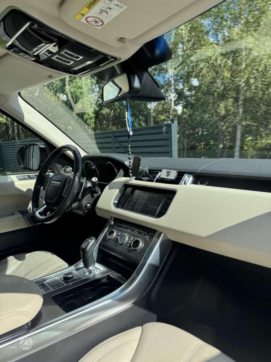 Red Land Rover Range Rover Sport 2015 in Siauliai, with an engine capacity of 2.99 L and mileage of 182 thousand km for 17500 €, photo 17 on AUTOMOTO.COM.LV