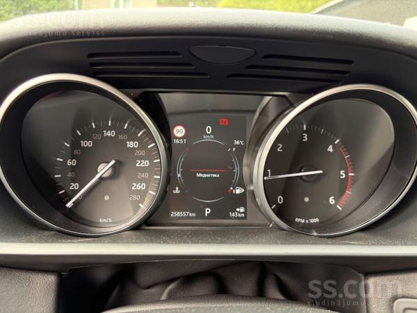 Sarkans Land Rover Range Rover Sport 2017 Rīga, ar dzinēja tilpumu 3.00 L un nobraukumu 258 tūkst. km par 13990 €, foto 10 vietnē AUTOMOTO.COM.LV