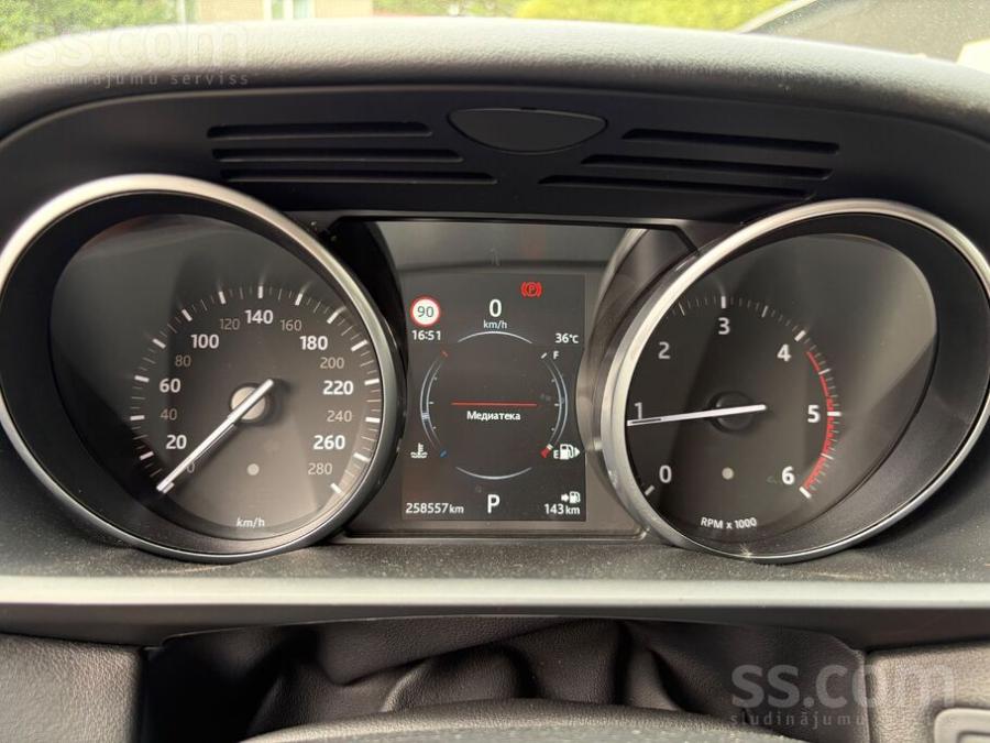Sarkans Land Rover Range Rover Sport 2017 Rīga, ar dzinēja tilpumu 3.00 L un nobraukumu 258 tūkst. km par 13990 €, foto 11 vietnē AUTOMOTO.COM.LV