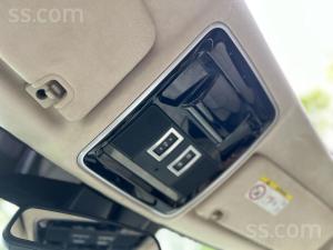 Violets Land Rover Range Rover Sport 2014 Cēsis, ar dzinēja tilpumu 3.00 L un nobraukumu 131 tūkst. km par 24990 €, foto 22 vietnē AUTOMOTO.COM.LV