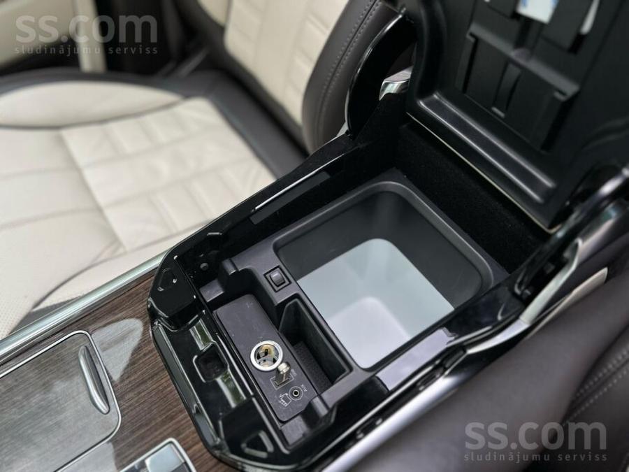 Violets Land Rover Range Rover Sport 2014 Cēsis, ar dzinēja tilpumu 3.00 L un nobraukumu 131 tūkst. km par 24990 €, foto 24 vietnē AUTOMOTO.COM.LV