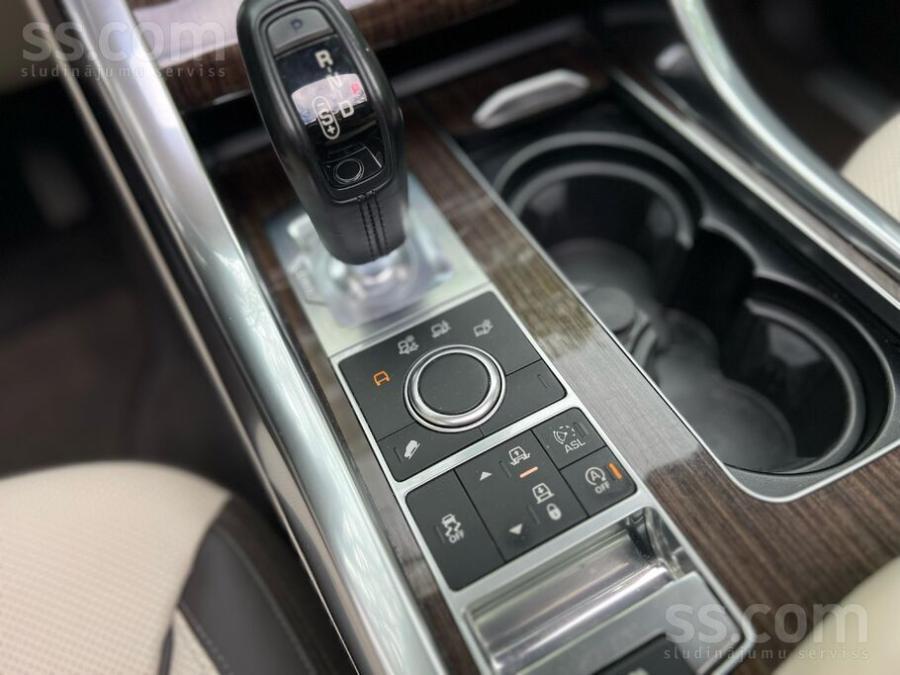 Violets Land Rover Range Rover Sport 2014 Cēsis, ar dzinēja tilpumu 3.00 L un nobraukumu 131 tūkst. km par 24990 €, foto 34 vietnē AUTOMOTO.COM.LV