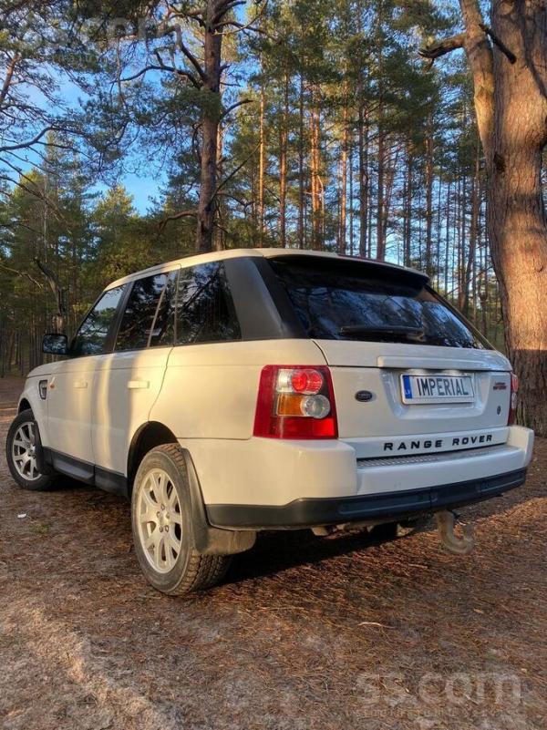 White Land Rover Range Rover Sport 2006 in Riga, with an engine capacity of 2.70 L and mileage of 273 thousand km for 3900 €, photo 5 on AUTOMOTO.COM.LV