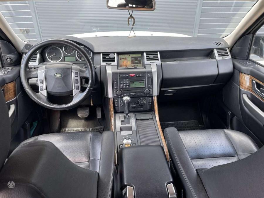 Balts Land Rover Range Rover Sport 2008 Utena, ar dzinēja tilpumu 4.20 L un nobraukumu 293 tūkst. km par 5650 €, foto 7 vietnē AUTOMOTO.COM.LV