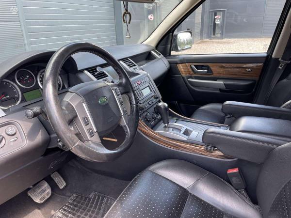 Balts Land Rover Range Rover Sport 2008 Utena, ar dzinēja tilpumu 4.20 L un nobraukumu 293 tūkst. km par 5650 €, foto 8 vietnē AUTOMOTO.COM.LV