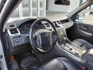 Balts Land Rover Range Rover Sport 2009 Viļņa, ar dzinēja tilpumu 2.72 L un nobraukumu 144 tūkst. km par 3500 €, foto 7 vietnē AUTOMOTO.COM.LV