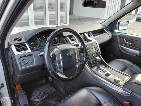 Balts Land Rover Range Rover Sport 2009 Viļņa, ar dzinēja tilpumu 2.70 L un nobraukumu 144 tūkst. km par 6000 €, foto 7 vietnē AUTOMOTO.COM.LV