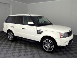 Balts Land Rover Range Rover Sport 2009 Tallina, ar dzinēja tilpumu 3.00 L un nobraukumu 317 tūkst. km par 4499 €, foto  vietnē AUTOMOTO.COM.LV