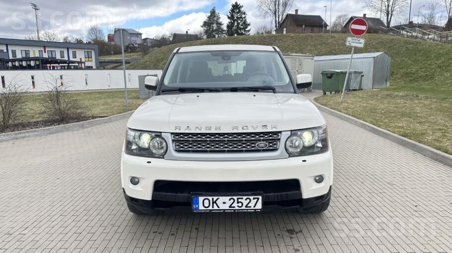 White Land Rover Range Rover Sport 2010 in Rezekne, with an engine capacity of 3.00 L and mileage of 227 thousand km for 7000 €, photo 3 on AUTOMOTO.COM.LV