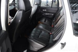Balts Land Rover Range Rover Sport 2010 Rīga, ar dzinēja tilpumu 3.60 L un nobraukumu 299 tūkst. km par 5000 €, foto 9 vietnē AUTOMOTO.COM.LV