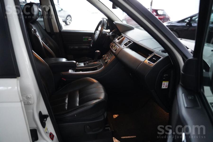 Balts Land Rover Range Rover Sport 2010 Rīga, ar dzinēja tilpumu 3.60 L un nobraukumu 299 tūkst. km par 5000 €, foto 12 vietnē AUTOMOTO.COM.LV