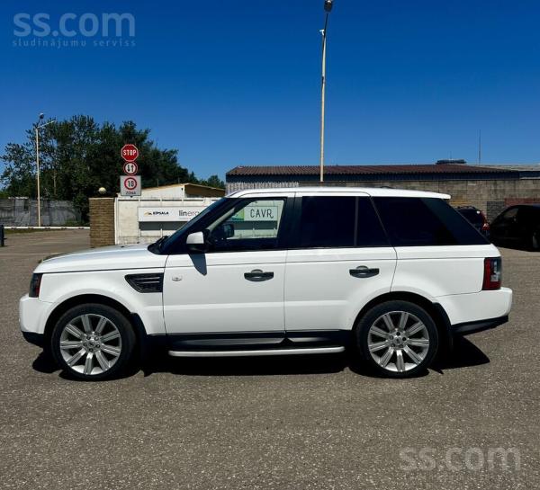 White Land Rover Range Rover Sport 2010 in Riga, with an engine capacity of 3.60 L and mileage of 257 thousand km for 9300 €, photo 5 on AUTOMOTO.COM.LV