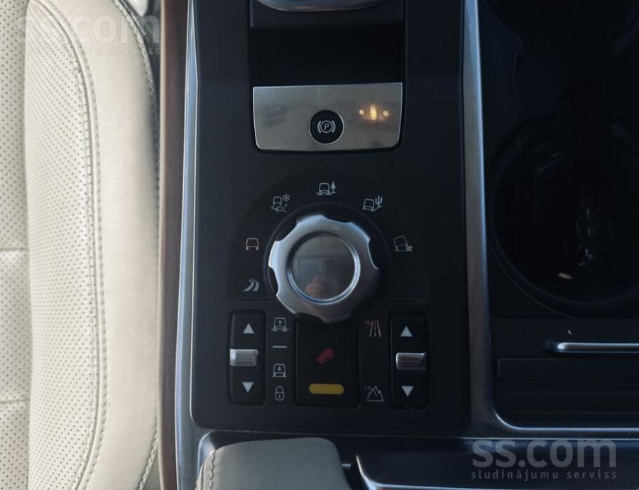 Balts Land Rover Range Rover Sport 2010 Rīga, ar dzinēja tilpumu 3.60 L un nobraukumu 257 tūkst. km par 9300 €, foto 16 vietnē AUTOMOTO.COM.LV