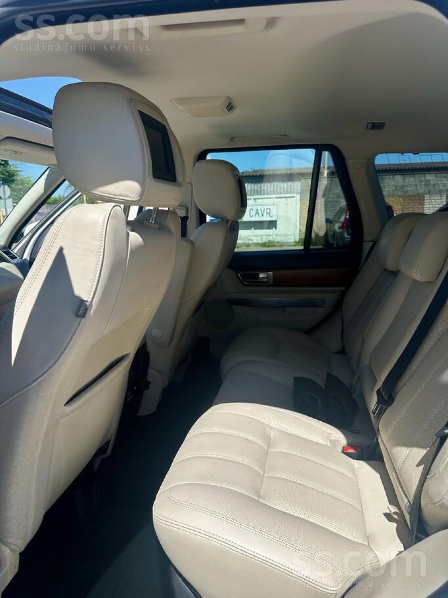 Balts Land Rover Range Rover Sport 2010 Rīga, ar dzinēja tilpumu 3.60 L un nobraukumu 257 tūkst. km par 9300 €, foto 17 vietnē AUTOMOTO.COM.LV