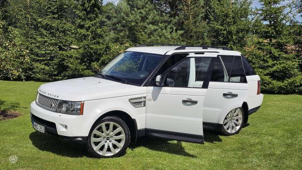 White Land Rover Range Rover Sport 2010 in Nemencine, with an engine capacity of 2.99 L and mileage of 318 thousand km for 10450 €, photo 7 on AUTOMOTO.COM.LV