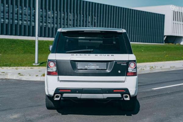 White Land Rover Range Rover Sport 2011 in Vilnius, with an engine capacity of 2.99 L and mileage of 362 thousand km for 8500 €, photo 7 on AUTOMOTO.COM.LV