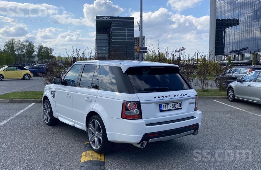 White Land Rover Range Rover Sport 2011 in Riga, with an engine capacity of 3.00 L and mileage of 181 thousand km for 10900 €, photo 7 on AUTOMOTO.COM.LV