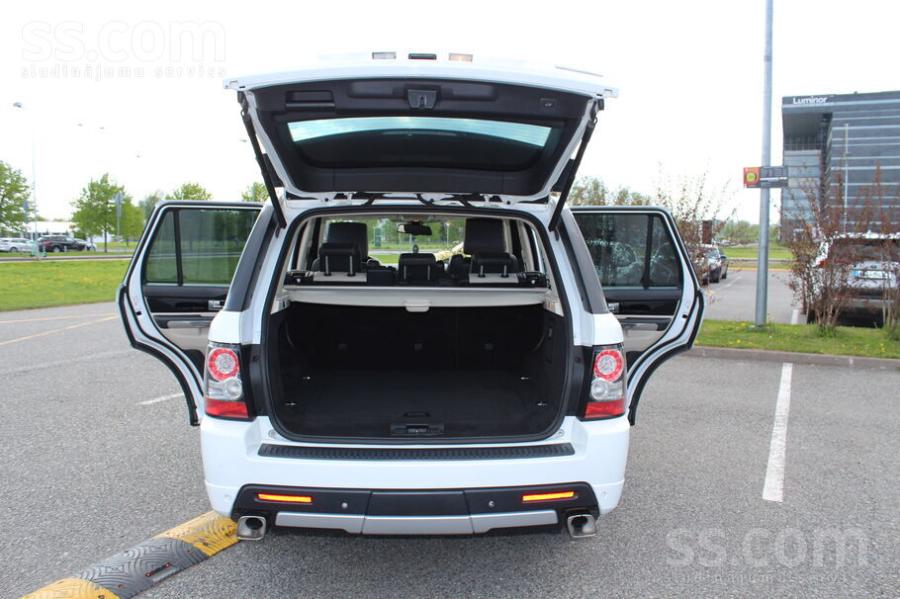 White Land Rover Range Rover Sport 2011 in Riga, with an engine capacity of 3.00 L and mileage of 181 thousand km for 10900 €, photo 18 on AUTOMOTO.COM.LV