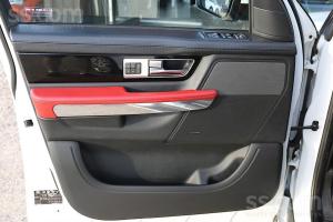 Balts Land Rover Range Rover Sport 2011 Tukums, ar dzinēja tilpumu 3.00 L un nobraukumu 273 tūkst. km par 10290 €, foto 9 vietnē AUTOMOTO.COM.LV