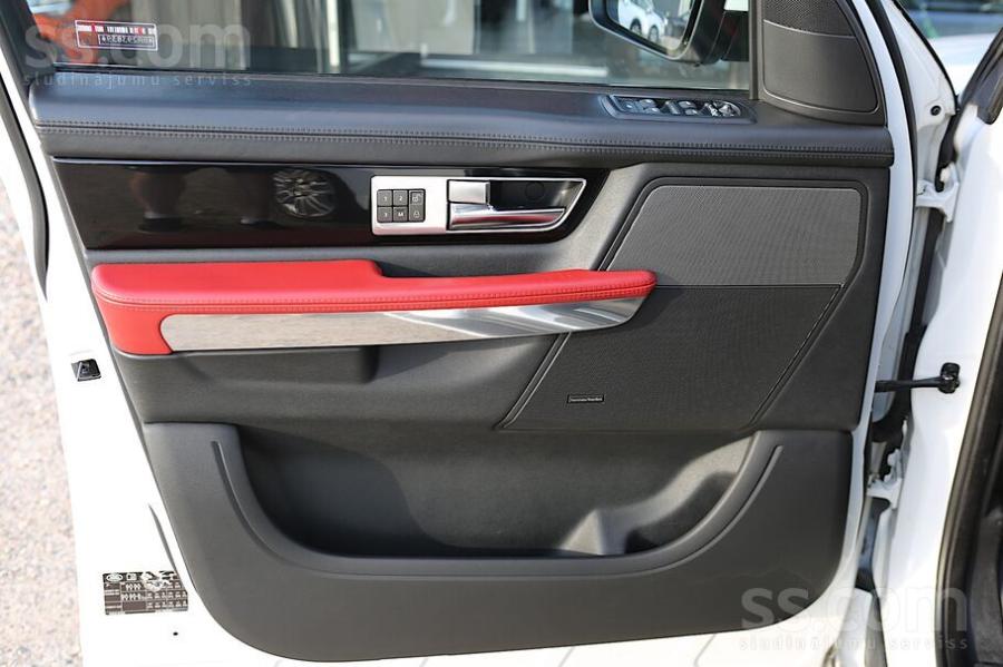 Balts Land Rover Range Rover Sport 2011 Tukums, ar dzinēja tilpumu 3.00 L un nobraukumu 273 tūkst. km par 10290 €, foto 9 vietnē AUTOMOTO.COM.LV