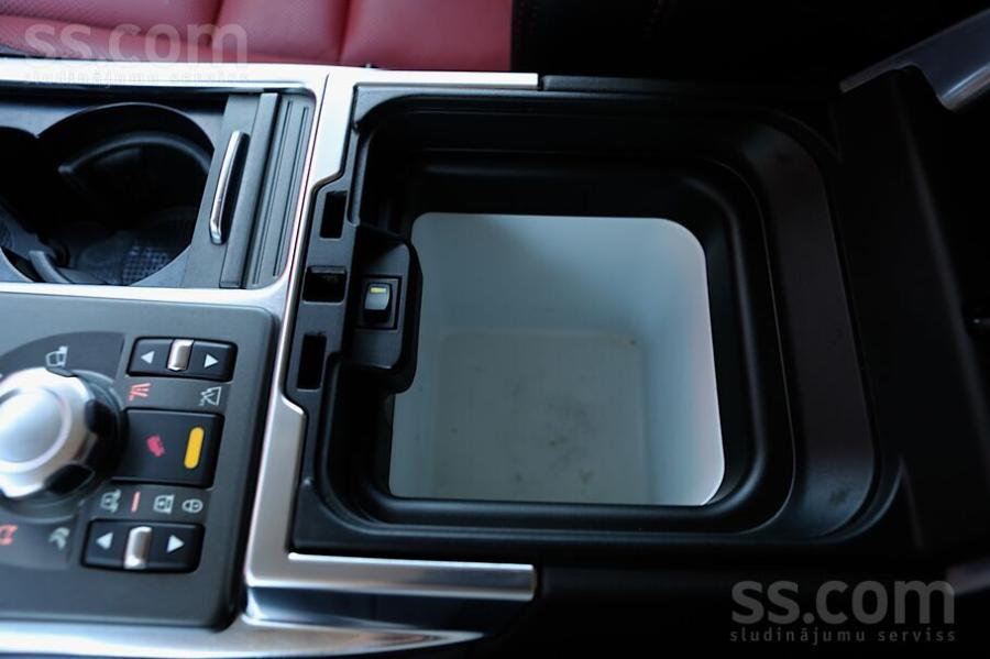 Balts Land Rover Range Rover Sport 2011 Tukums, ar dzinēja tilpumu 3.00 L un nobraukumu 273 tūkst. km par 10290 €, foto 23 vietnē AUTOMOTO.COM.LV