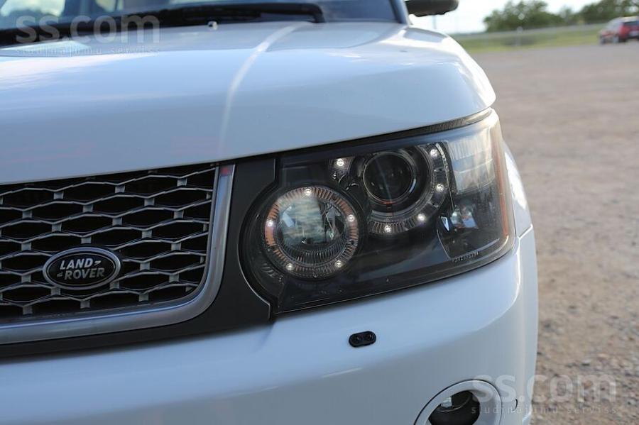 Balts Land Rover Range Rover Sport 2011 Tukums, ar dzinēja tilpumu 3.00 L un nobraukumu 273 tūkst. km par 10290 €, foto 31 vietnē AUTOMOTO.COM.LV