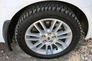 Balts Land Rover Range Rover Sport 2011 Tukums, ar dzinēja tilpumu 3.00 L un nobraukumu 273 tūkst. km par 10290 €, foto 33 vietnē AUTOMOTO.COM.LV