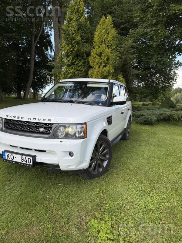 White Land Rover Range Rover Sport 2011 in Kuldiga, with an engine capacity of 3.00 L and mileage of 248 thousand km for 9500 €, photo 3 on AUTOMOTO.COM.LV