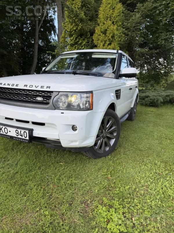 White Land Rover Range Rover Sport 2011 in Kuldiga, with an engine capacity of 3.00 L and mileage of 248 thousand km for 9500 €, photo 7 on AUTOMOTO.COM.LV