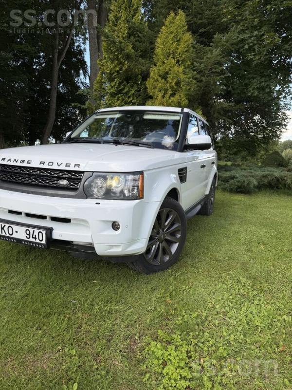 Balts Land Rover Range Rover Sport 2011 Kuldīga, ar dzinēja tilpumu 3.00 L un nobraukumu 248 tūkst. km par 9500 €, foto 2 vietnē AUTOMOTO.COM.LV