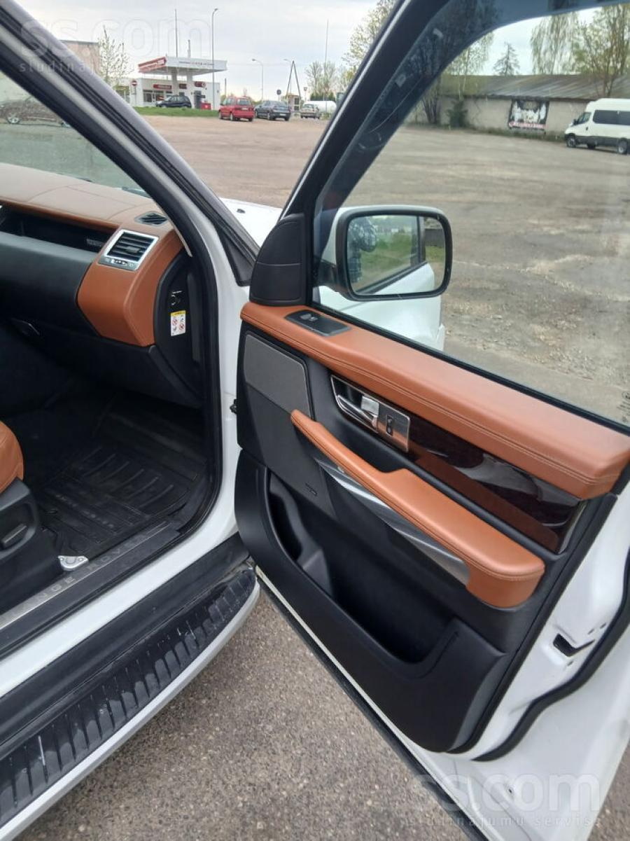 Balts Land Rover Range Rover Sport 2011 Rēzekne, ar dzinēja tilpumu 3.00 L un nobraukumu 246 tūkst. km par 8900 €, foto 6 vietnē AUTOMOTO.COM.LV