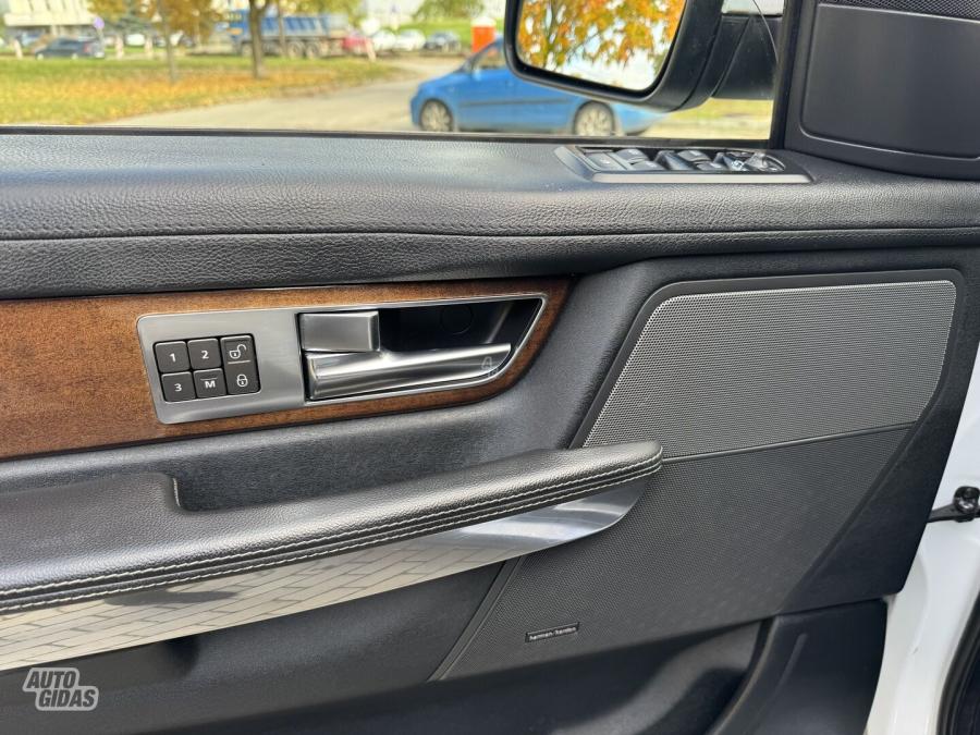Balts Land Rover Range Rover Sport 2011 Kauņa, ar dzinēja tilpumu 3.00 L un nobraukumu 0 tūkst. km par 4500 €, foto 28 vietnē AUTOMOTO.COM.LV