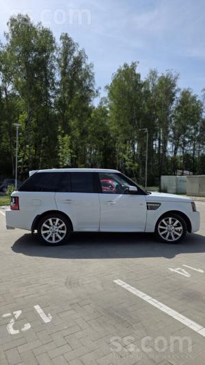 White Land Rover Range Rover Sport 2012 in Riga, with an engine capacity of 3.00 L and mileage of 248 thousand km for 10390 €, photo 6 on AUTOMOTO.COM.LV
