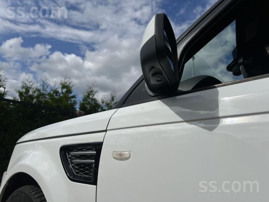 Balts Land Rover Range Rover Sport 2012 Rīga, ar dzinēja tilpumu 3.00 L un nobraukumu 160 tūkst. km par 9200 €, foto 10 vietnē AUTOMOTO.COM.LV