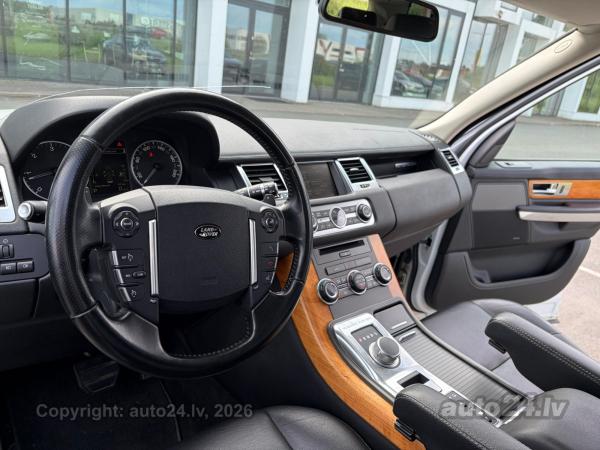 Balts Land Rover Range Rover Sport 2012 Tallina, ar dzinēja tilpumu 3.00 L un nobraukumu 270 tūkst. km par 9800 €, foto 7 vietnē AUTOMOTO.COM.LV