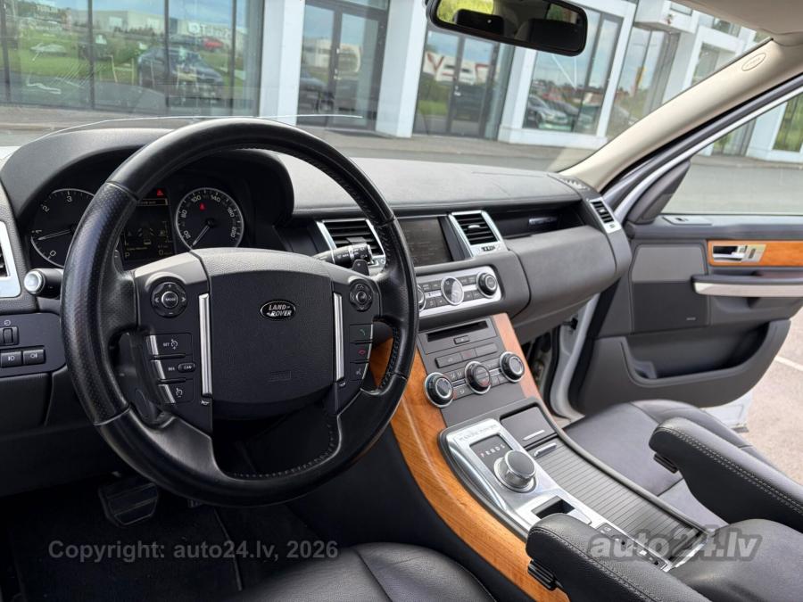 Balts Land Rover Range Rover Sport 2012 Tallina, ar dzinēja tilpumu 3.00 L un nobraukumu 270 tūkst. km par 9800 €, foto 8 vietnē AUTOMOTO.COM.LV