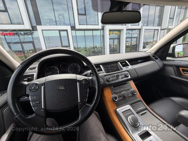 Balts Land Rover Range Rover Sport 2012 Tallina, ar dzinēja tilpumu 3.00 L un nobraukumu 270 tūkst. km par 9800 €, foto 8 vietnē AUTOMOTO.COM.LV
