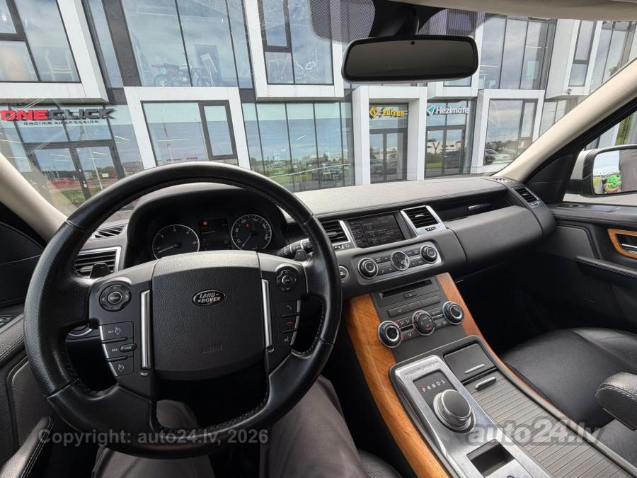 Balts Land Rover Range Rover Sport 2012 Tallina, ar dzinēja tilpumu 3.00 L un nobraukumu 270 tūkst. km par 9800 €, foto 9 vietnē AUTOMOTO.COM.LV