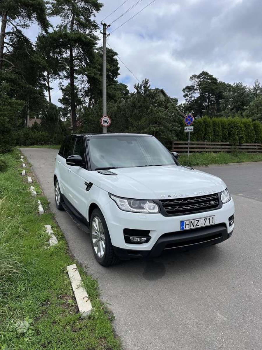 White Land Rover Range Rover Sport 2014 in Kaunas, with an engine capacity of 2.99 L and mileage of 159 thousand km for 16600 €, photo 3 on AUTOMOTO.COM.LV