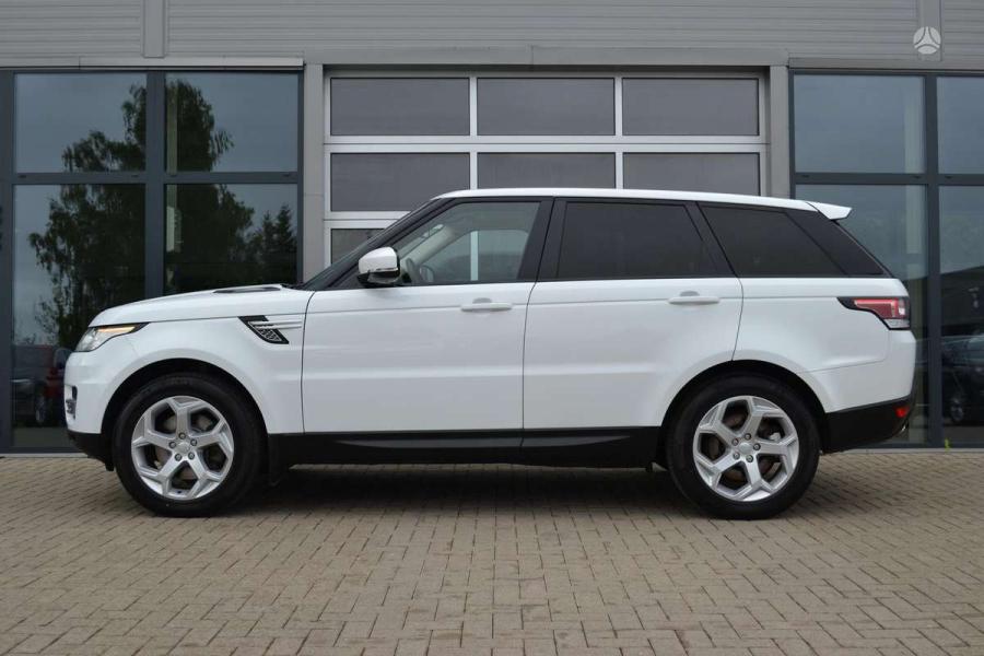 White Land Rover Range Rover Sport 2014 in Vilnius, with an engine capacity of 2.99 L and mileage of 124 thousand km for 18000 €, photo 8 on AUTOMOTO.COM.LV