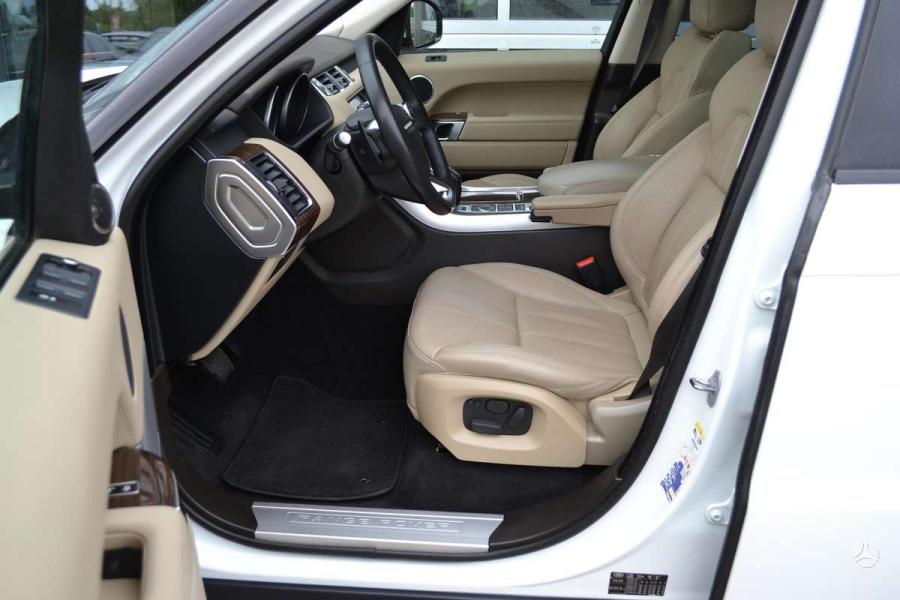 White Land Rover Range Rover Sport 2014 in Vilnius, with an engine capacity of 2.99 L and mileage of 124 thousand km for 18000 €, photo 27 on AUTOMOTO.COM.LV