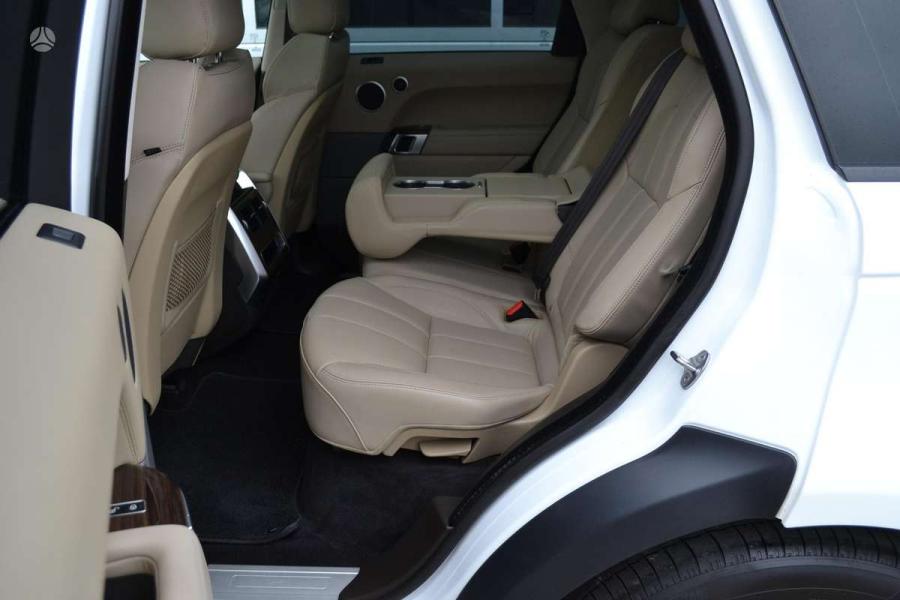 White Land Rover Range Rover Sport 2014 in Vilnius, with an engine capacity of 2.99 L and mileage of 124 thousand km for 18000 €, photo 31 on AUTOMOTO.COM.LV
