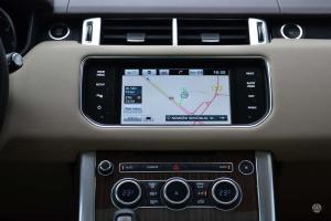 White Land Rover Range Rover Sport 2014 in Vilnius, with an engine capacity of 2.99 L and mileage of 124 thousand km for 18000 €, photo 49 on AUTOMOTO.COM.LV