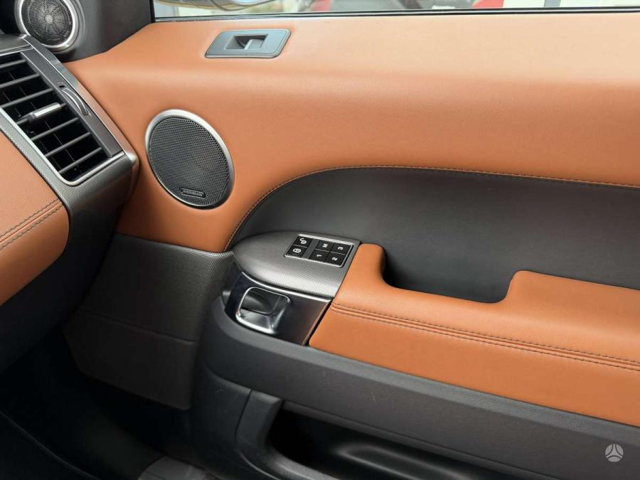 Balts Land Rover Range Rover Sport 2014 Viļņa, ar dzinēja tilpumu 2.99 L un nobraukumu 155 tūkst. km par 18888 €, foto 28 vietnē AUTOMOTO.COM.LV