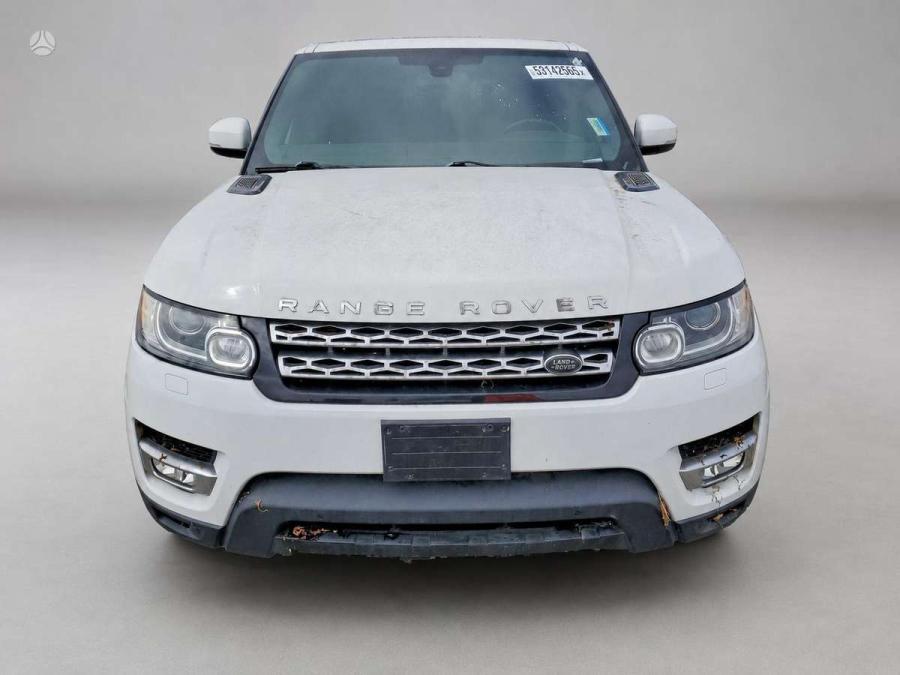 White Land Rover Range Rover Sport 2015 in Vilnius, with an engine capacity of 3.00 L and mileage of 110 thousand km for 7999 €, photo 3 on AUTOMOTO.COM.LV