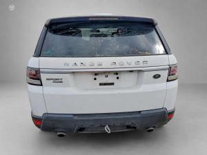White Land Rover Range Rover Sport 2015 in Vilnius, with an engine capacity of 3.00 L and mileage of 110 thousand km for 7999 €, photo 6 on AUTOMOTO.COM.LV