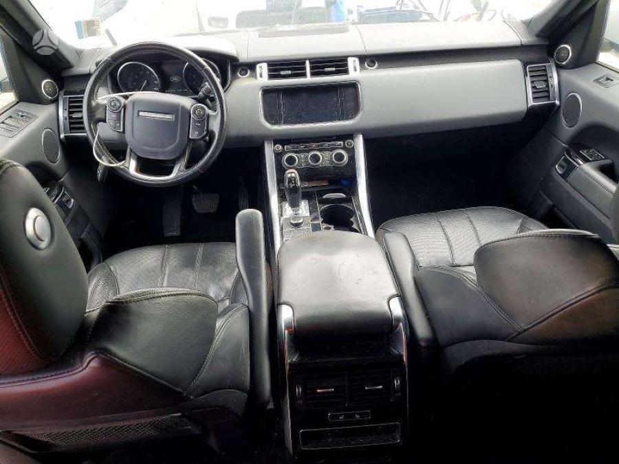 White Land Rover Range Rover Sport 2015 in Vilnius, with an engine capacity of 3.00 L and mileage of 110 thousand km for 7999 €, photo 8 on AUTOMOTO.COM.LV
