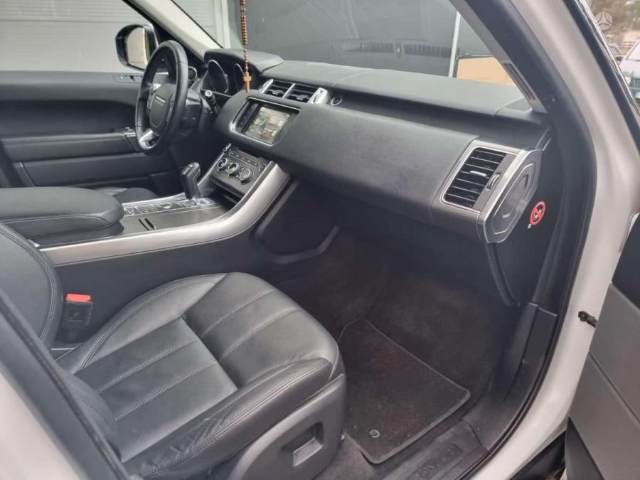 Balts Land Rover Range Rover Sport 2016 Viļņa, ar dzinēja tilpumu 2.99 L un nobraukumu 199 tūkst. km par 18900 €, foto 7 vietnē AUTOMOTO.COM.LV