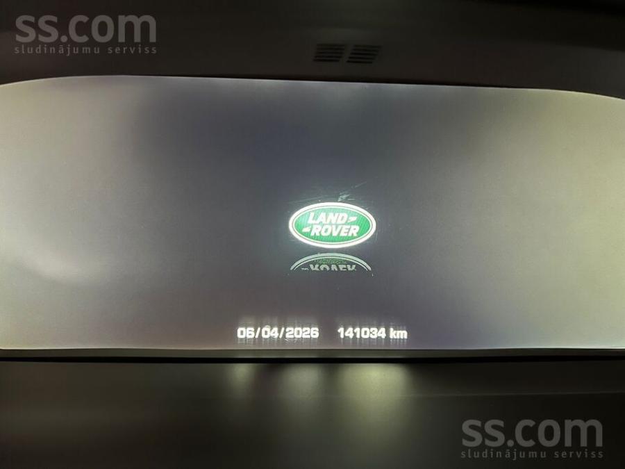 White Land Rover Range Rover Sport 2016 in Riga, with an engine capacity of 3.00 L and mileage of 142 thousand km for 31500 €, photo 28 on AUTOMOTO.COM.LV