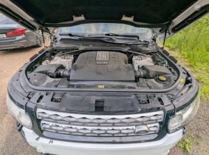 White Land Rover Range Rover Sport 2016 in Vilnius, with an engine capacity of 3.00 L and mileage of 136 thousand km for 9550 €, photo 6 on AUTOMOTO.COM.LV